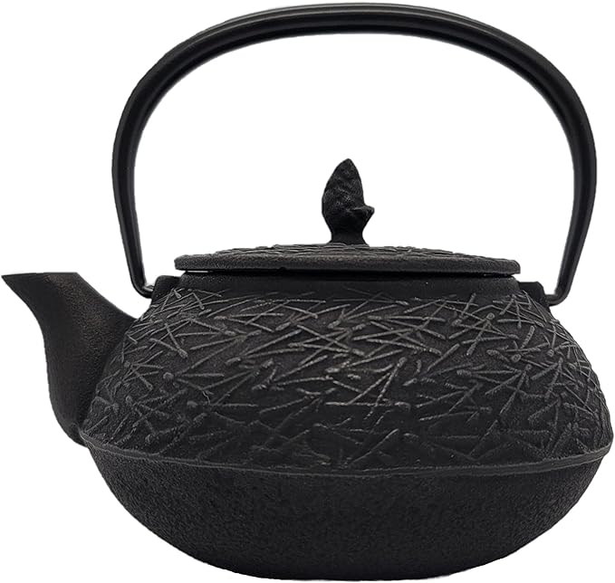Amazon｜岩鋳 Iwachu急須 5型松葉 黒 0.65L 内面ホーロー 南部鉄器 12025｜急須 オンライン通販