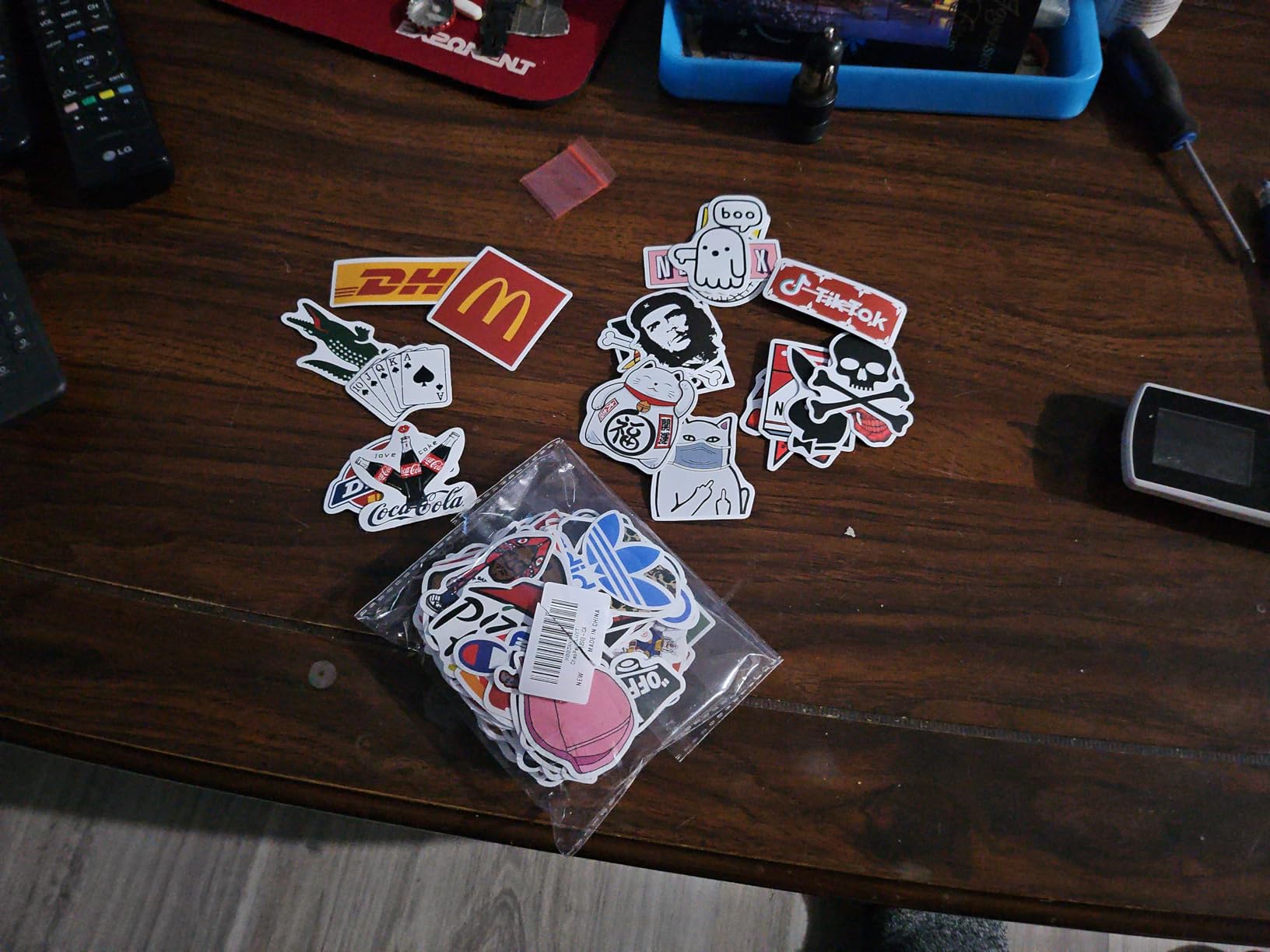 200 PCS Street Fashion Tide Brand Sticker Pack Cute Aesthetic Trendy ...