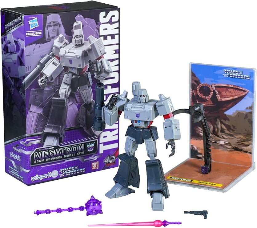 Transformers Generation One - 20cm Megatron Model Kit - AMK Series ...