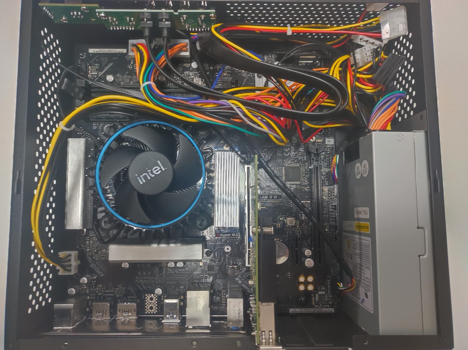 Amazon.co.jp: SKTCA10 Mini Desktop HTPC Computer Case Small 1U7.3L ...