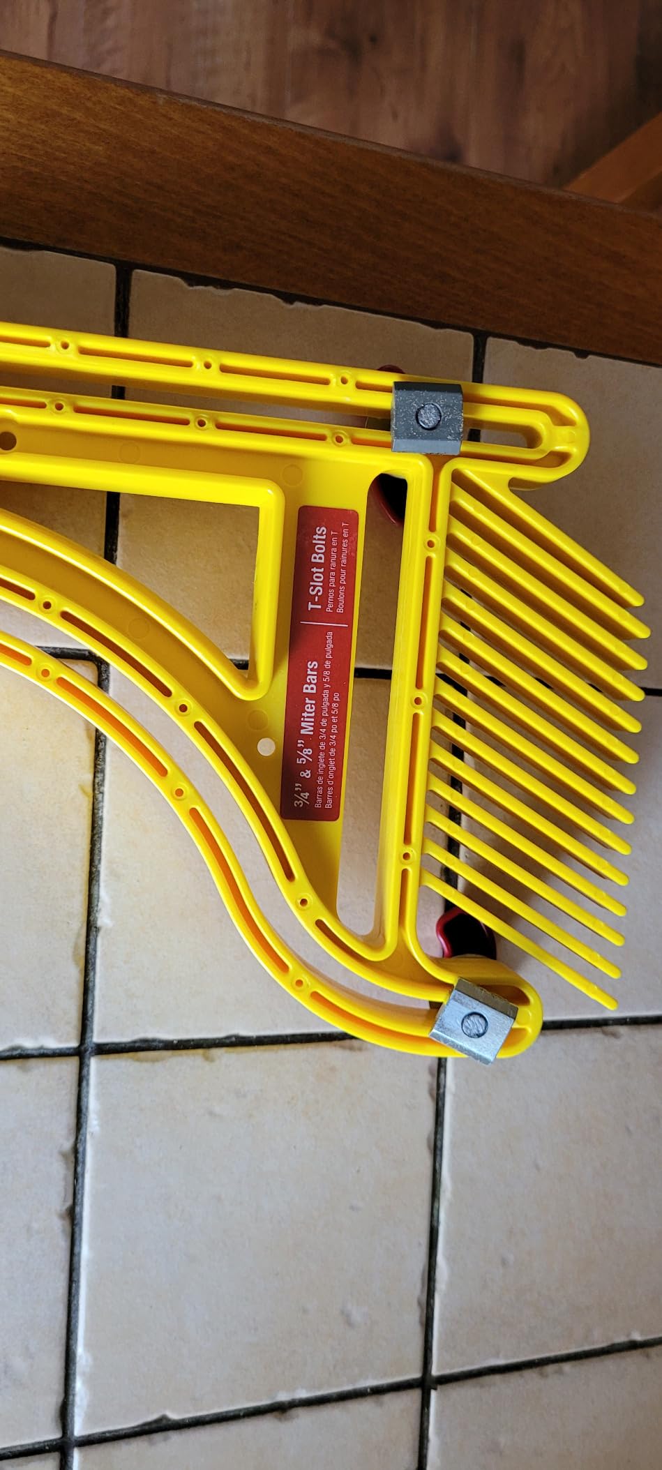 Milescraft 1406 Featherboard Unicolore M : Amazon.fr: Bricolage