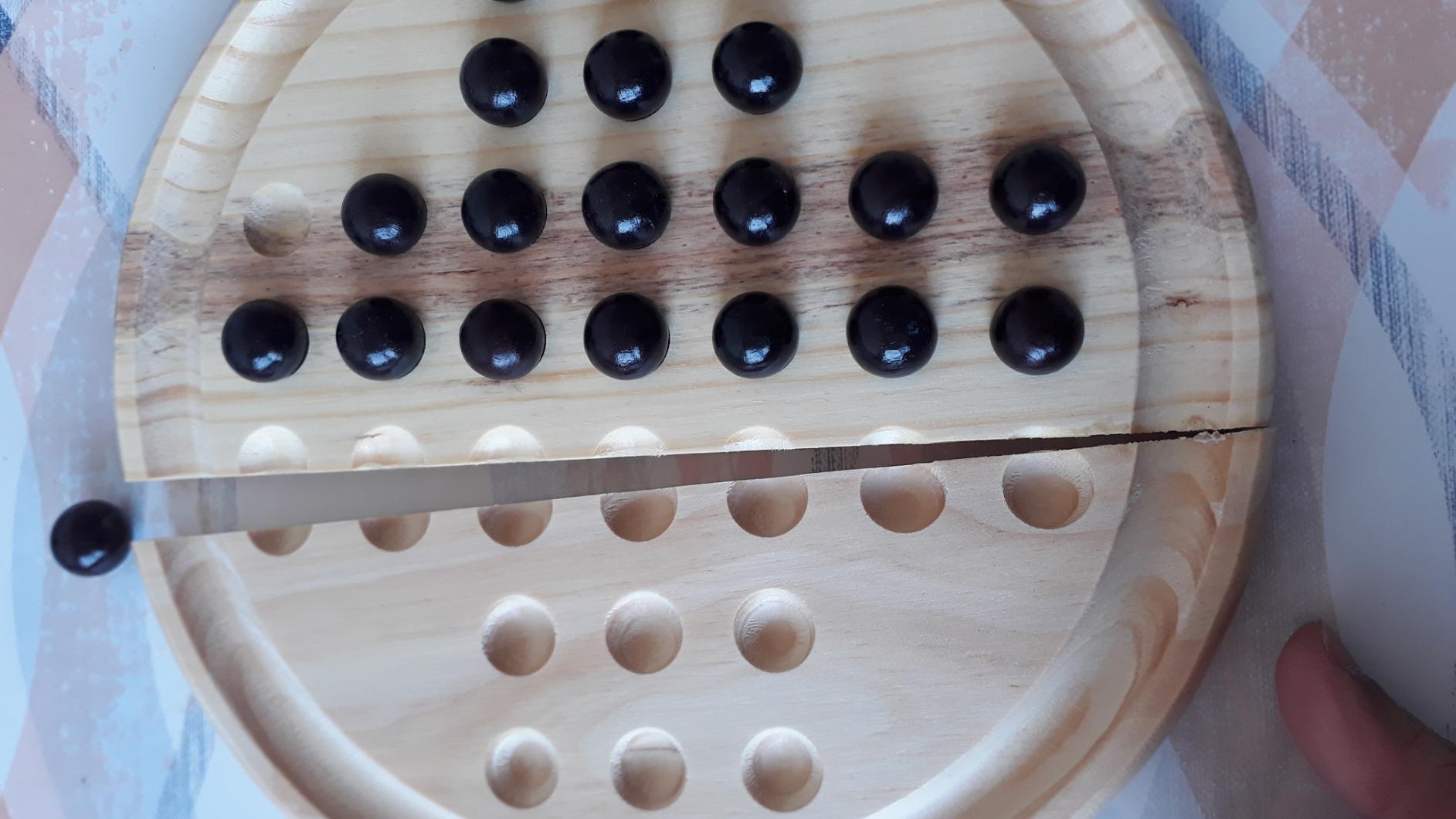 Relaxdays Solitaire Game, Round Game Board, 33 Balls, Children & Adults ...