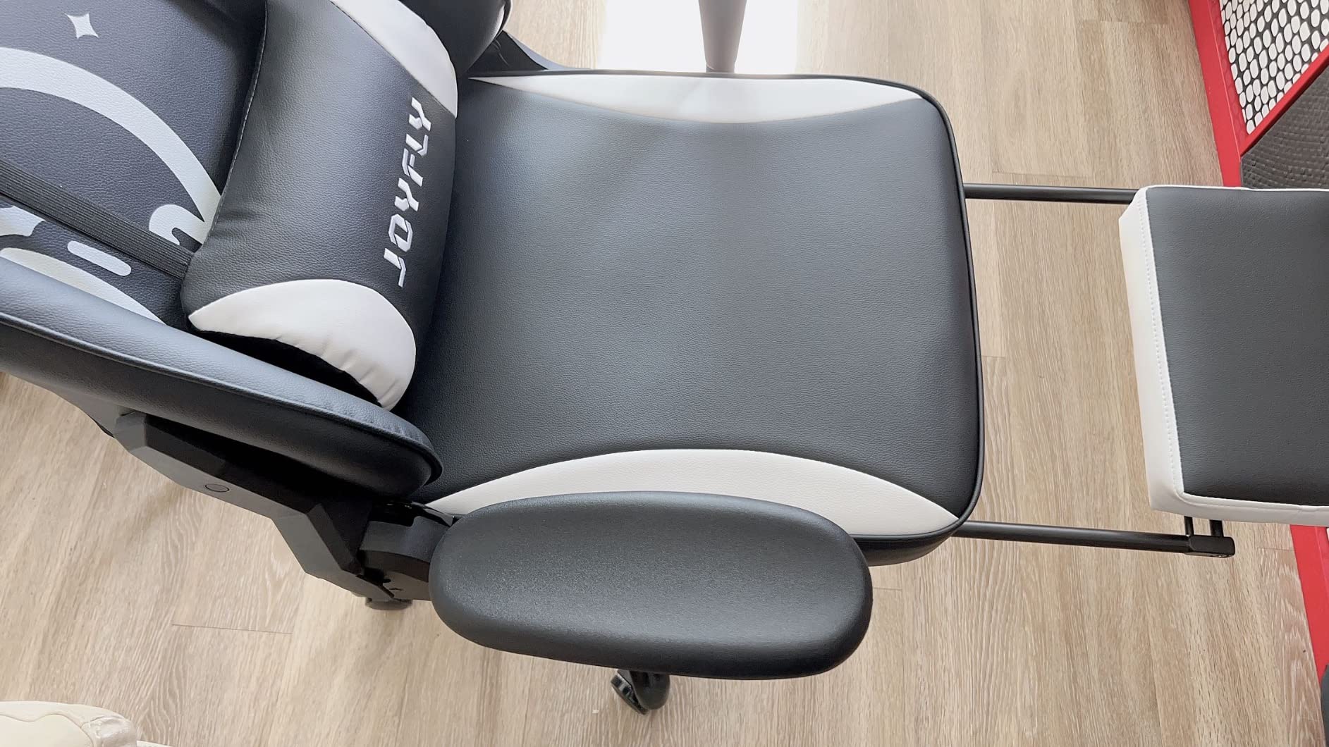 $25/mo - Finance JOYFLY Gaming Chairs, Gaming Chair with Footrest ...