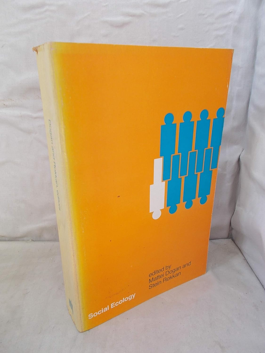 Amazon.com: Social Ecology: 9780262540223: Dogan, Mattei, Rokkan, Stein ...