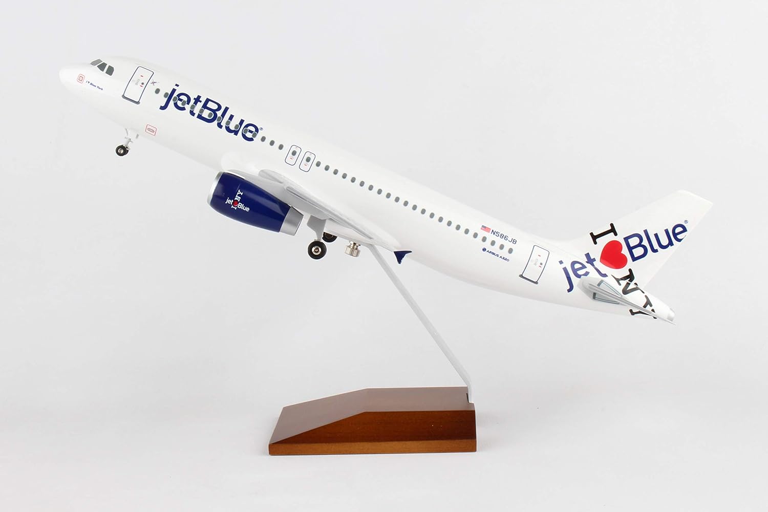 Amazon.com: SKYMARKS JETBLUE A320 1/100 NY'S HOMETOWN W/WOOD STAND&GEAR ...