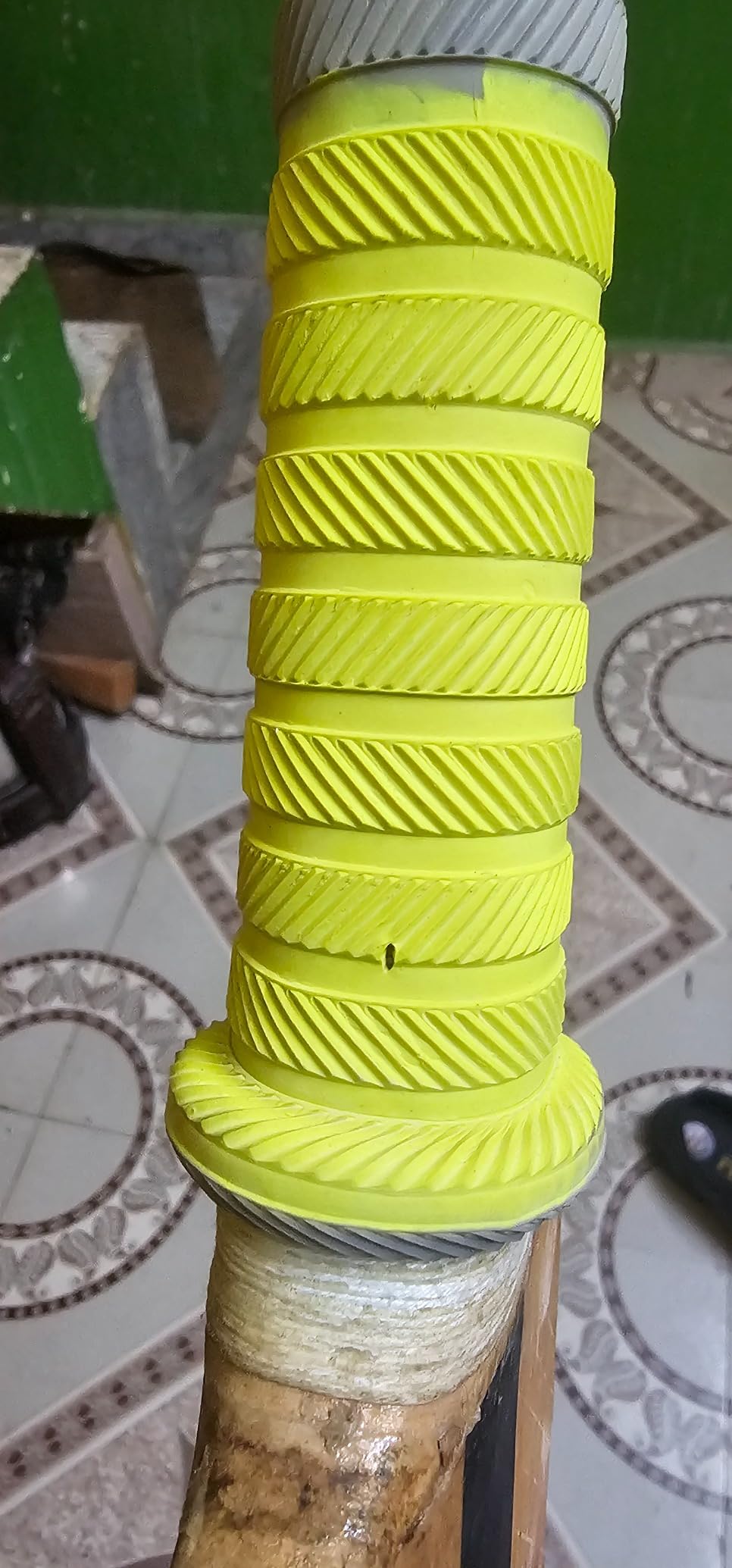 SG RUBBER Players Bat Grip (Multicolour),( Pack of 1) : Amazon.in ...