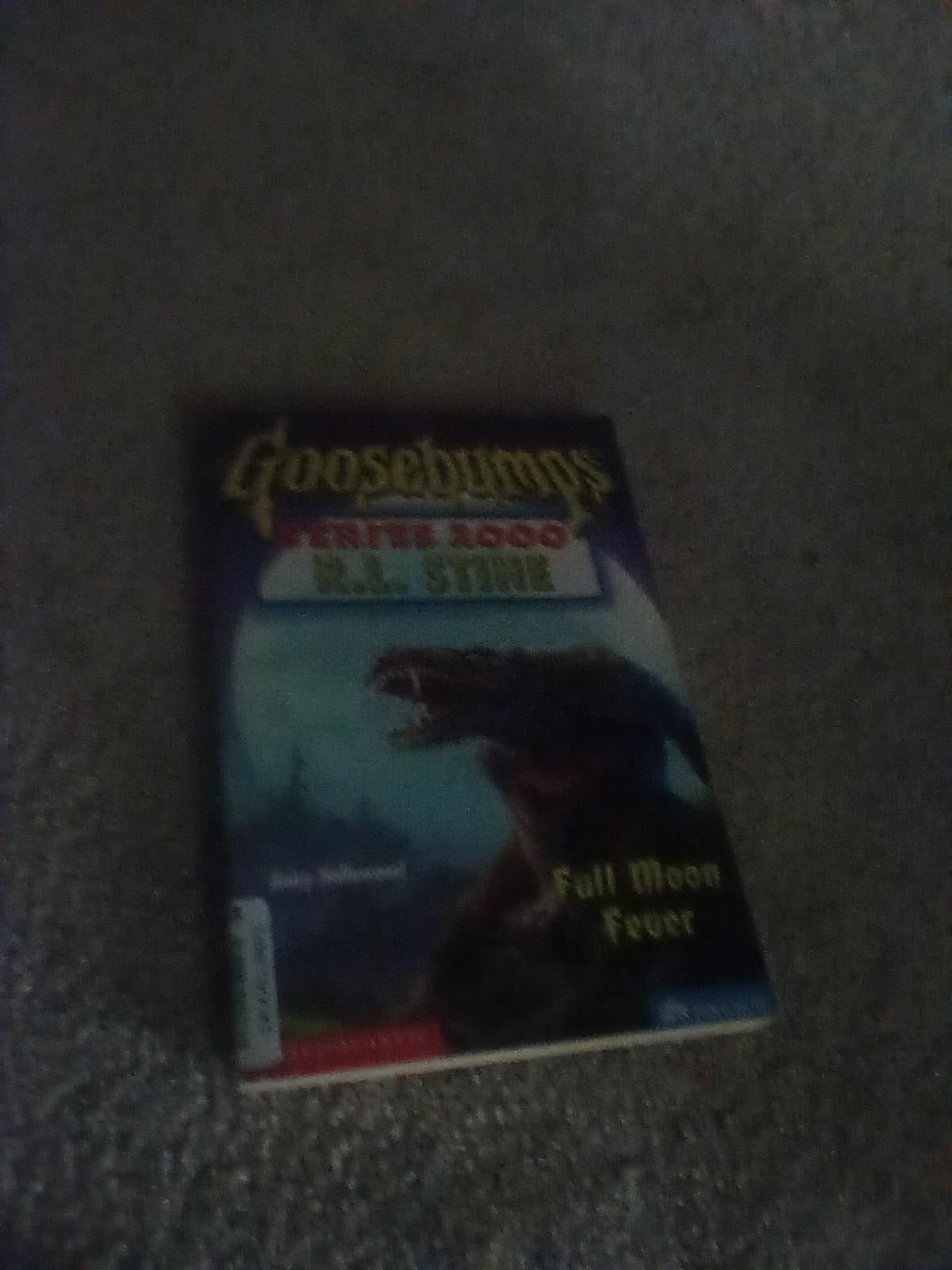 Full Moon Fever (Goosebumps Series 2000, No 22): R.L. Stine ...