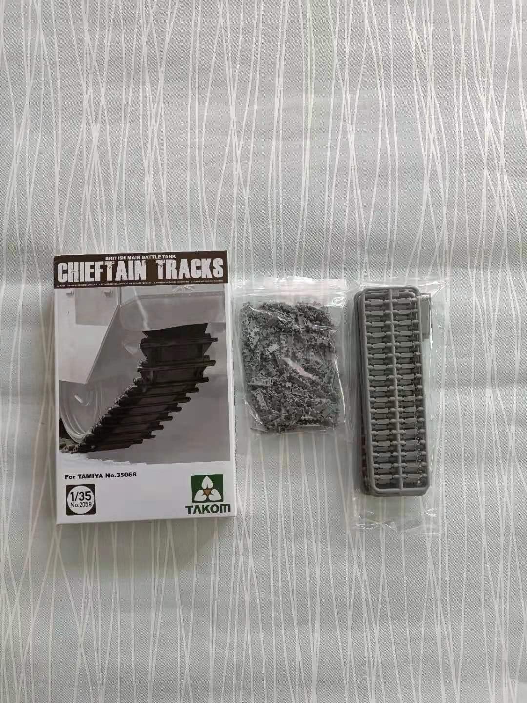 TAKOM TAK2059 1/35 Scale British Battle Tank Chieftain MBT Tracks for ...