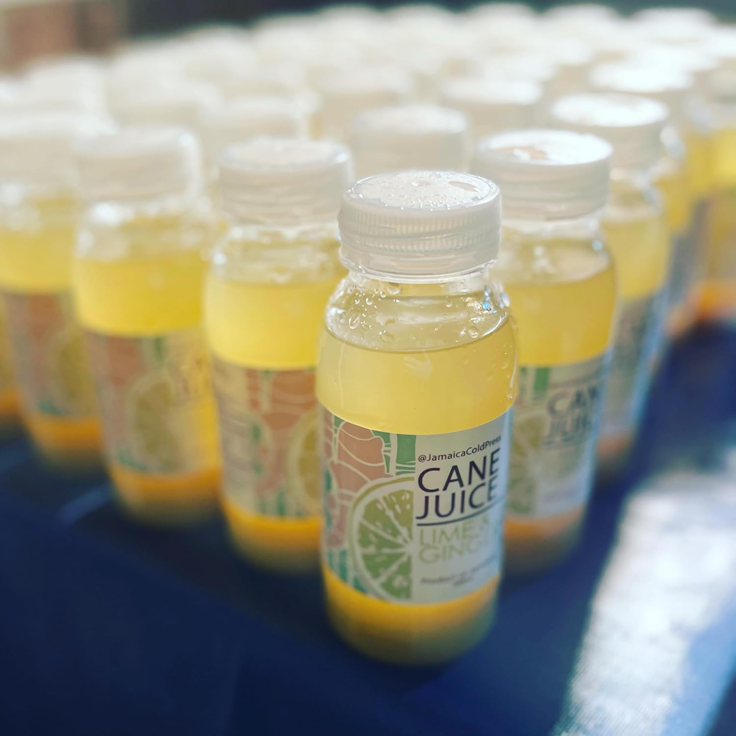 Fresh Sugarcane Juice GingerLime 500ml - Cold-Pressed, Long-Life ...