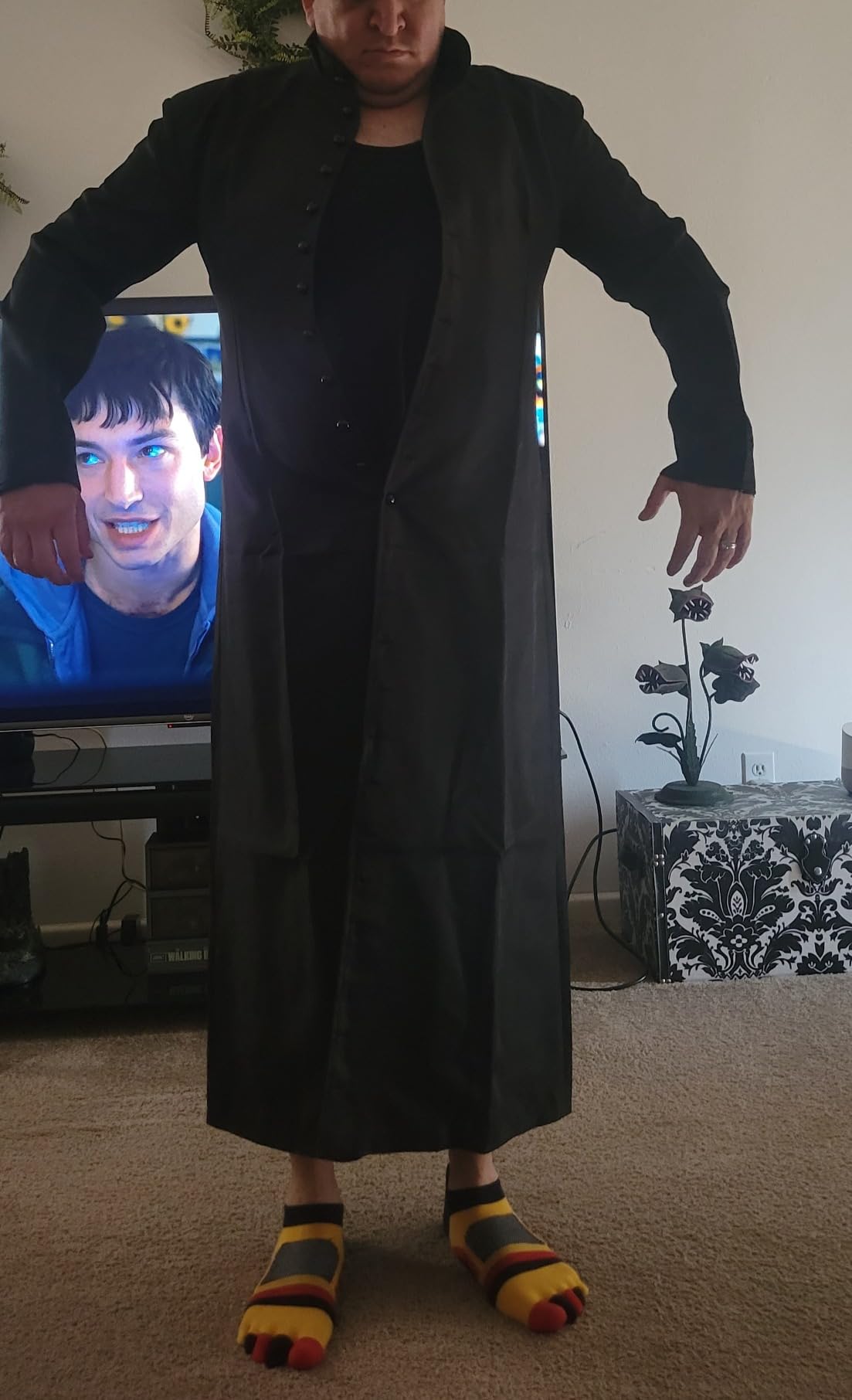 Amazon.com: Gothic_Master Neo Cosplay Costume Black Long Trench Coat ...