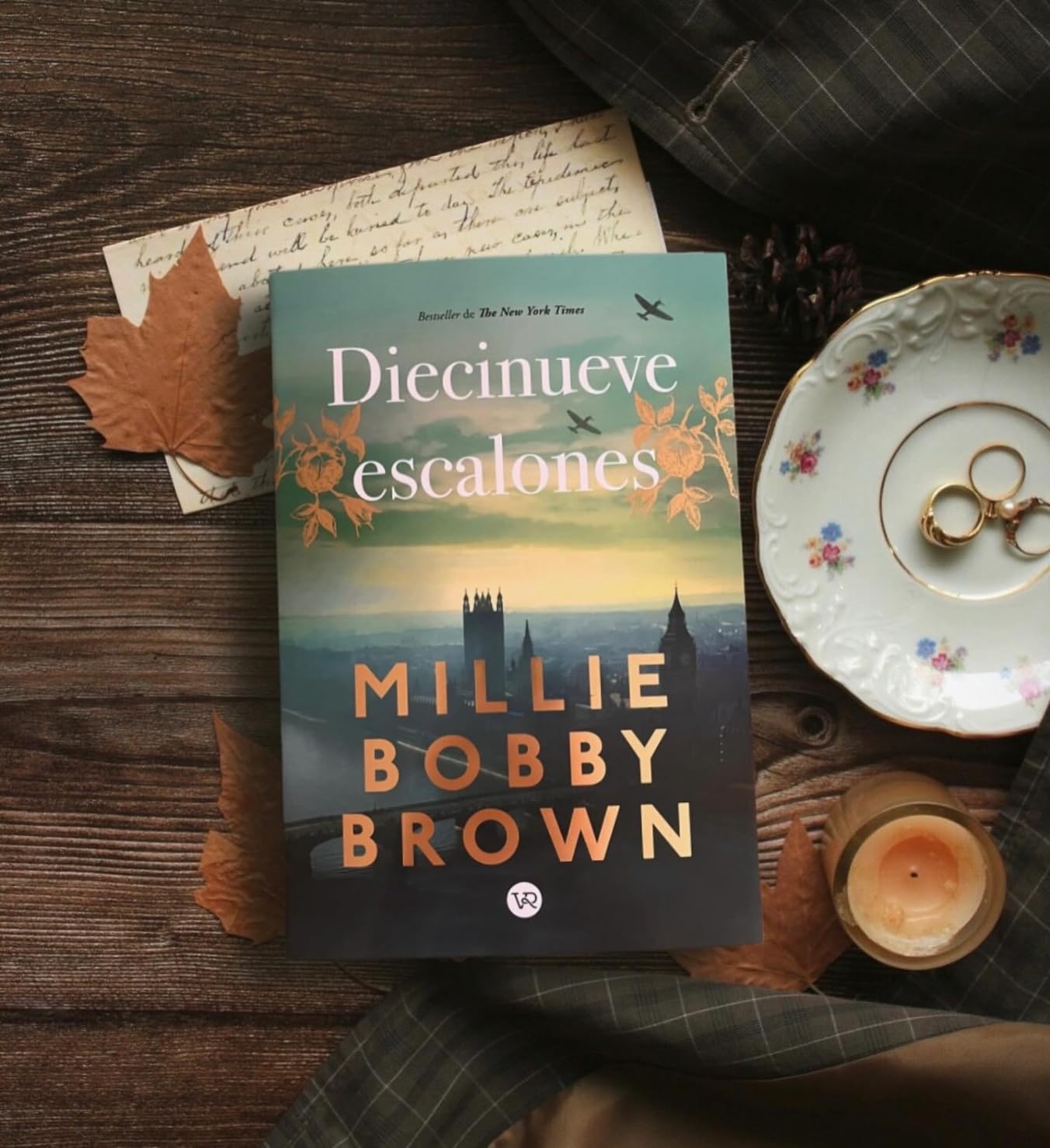 Diecinueve escalones (VR) : Bobby Brown, Millie: Amazon.es: Libros