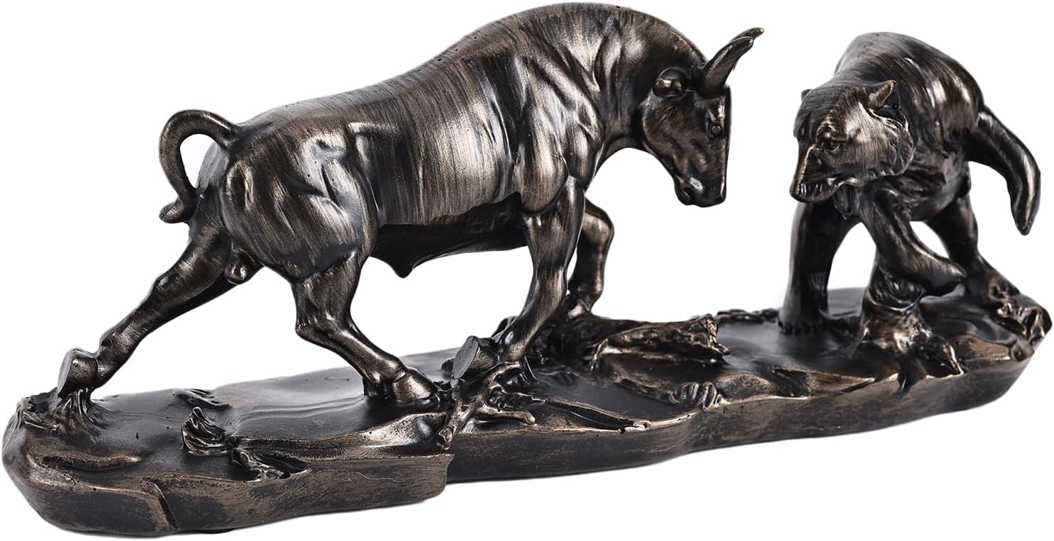 Amazon.com: Classic Fighting Stock Market Bull & Bear Statue : Home ...