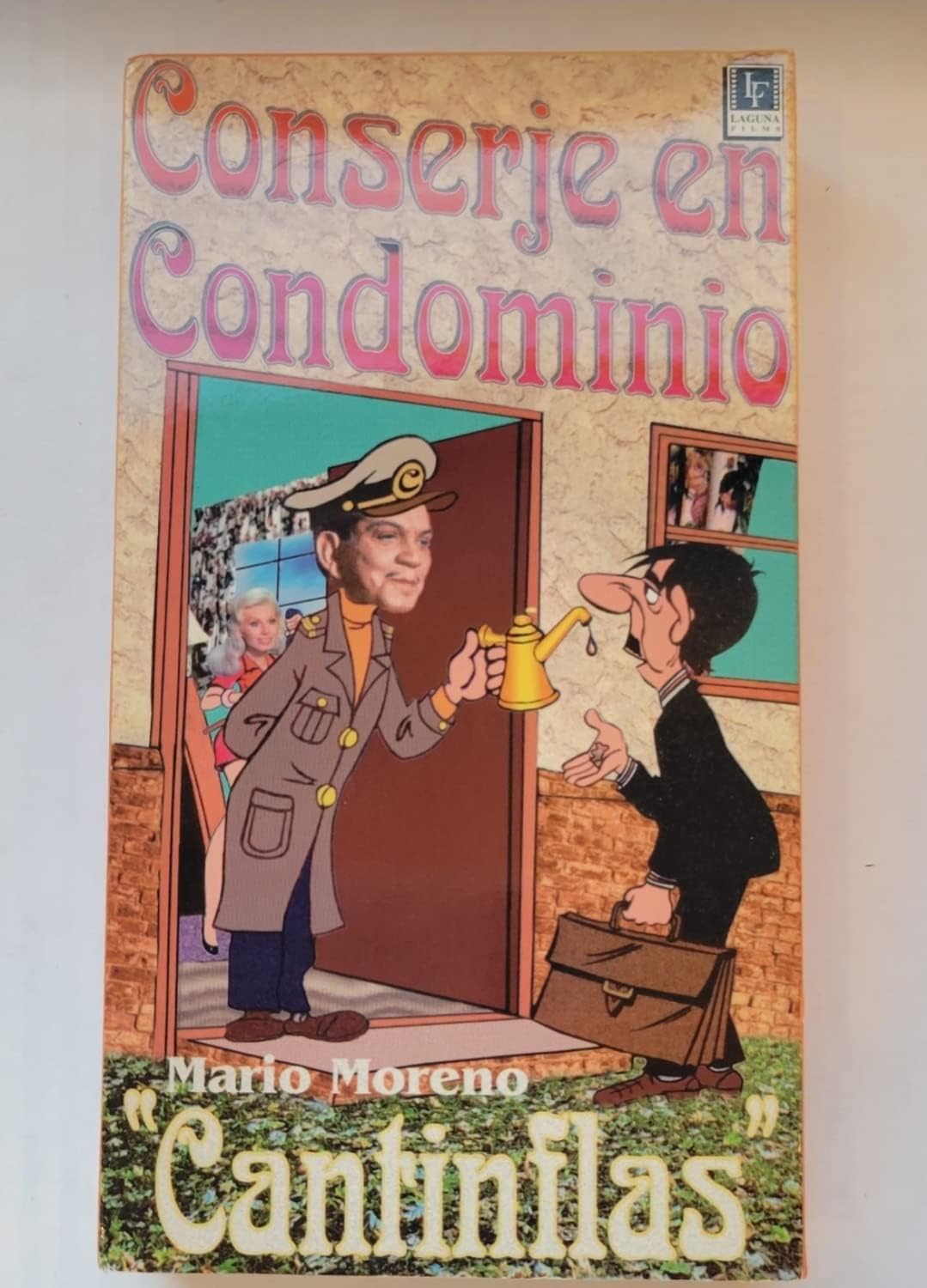 Amazon.com: Conserje En Condominio [VHS] : Cantinflas, Claudia Islas ...