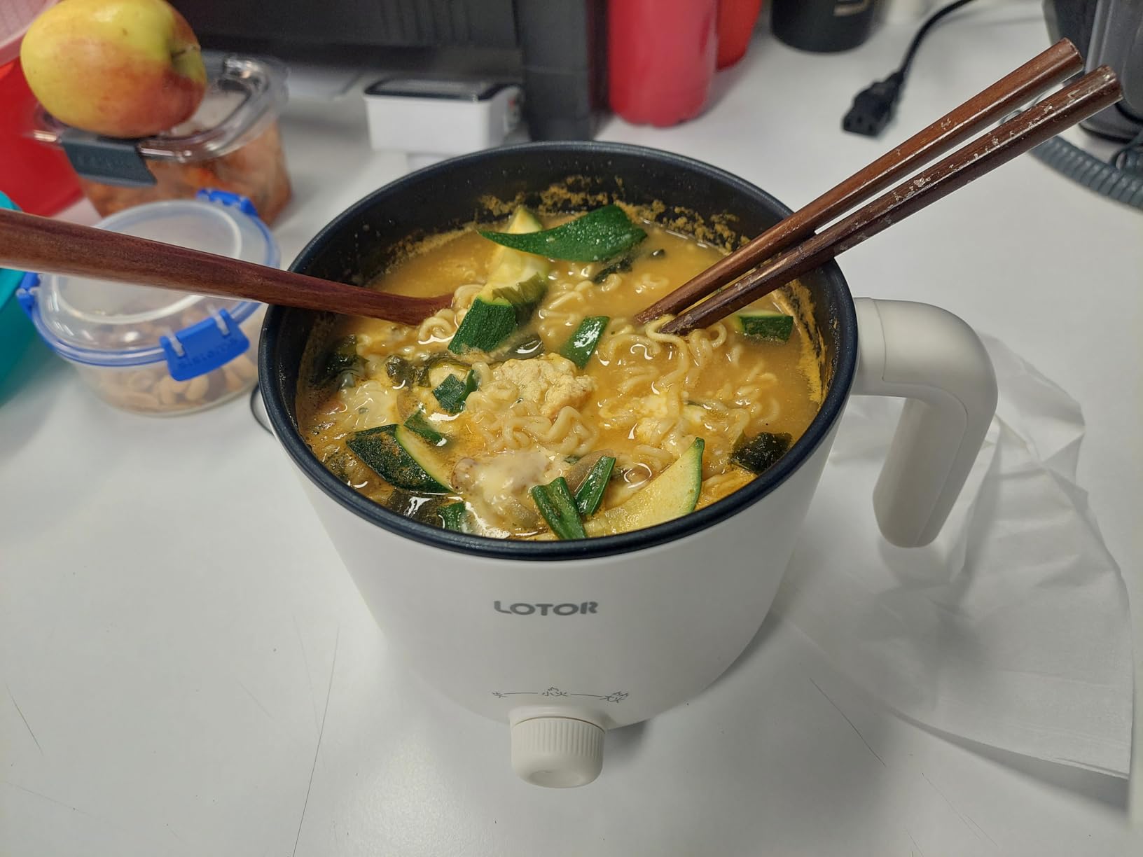 Electric Hot Pot,1.2 Liter Electric Cooker, Rapid Noodles Cooker，Shabu ...