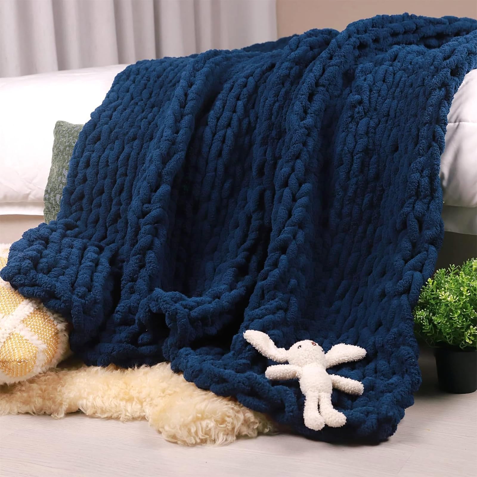 Amazon.com: LiBcmlian Blue Chunky Knit Blanket Throw 51"x63" Soft ...