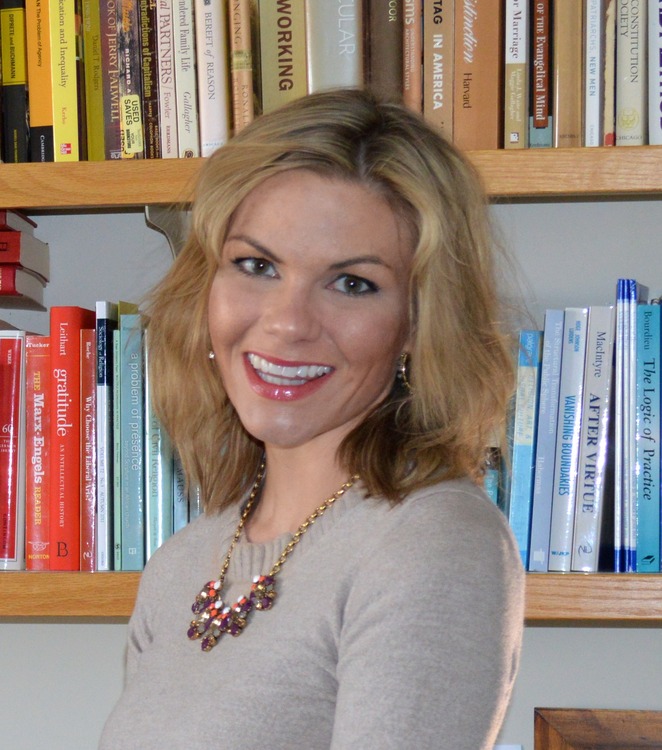 Amazon.com: Hilary Davidson: books, biography, latest update