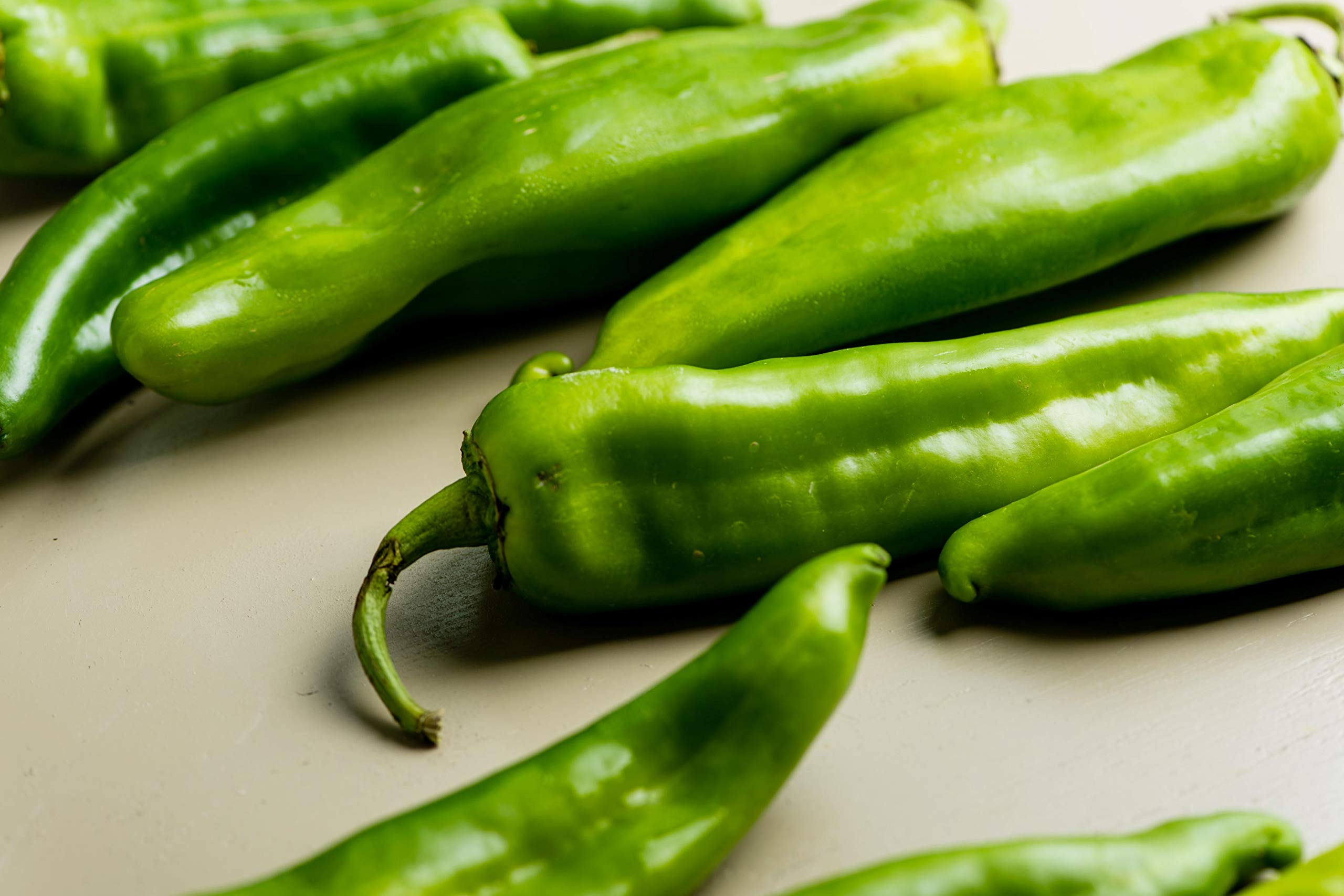 Amazon.com : Hatch Chile Pepper Mild Seed Mix (50 Seeds) - 8 Different ...