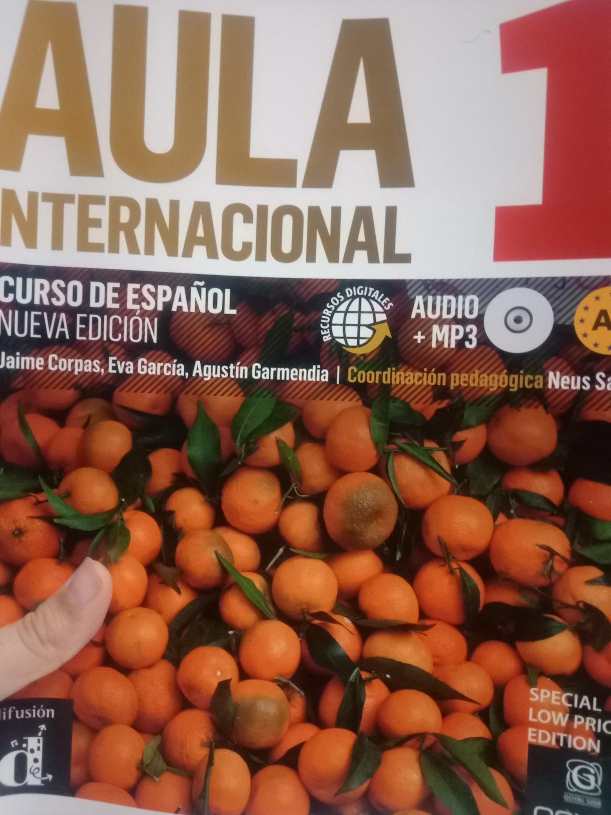 AULA INTERNACIONAL 1 (A1) TEXTBOOK NEW WITH CD : Amazon.in: Books