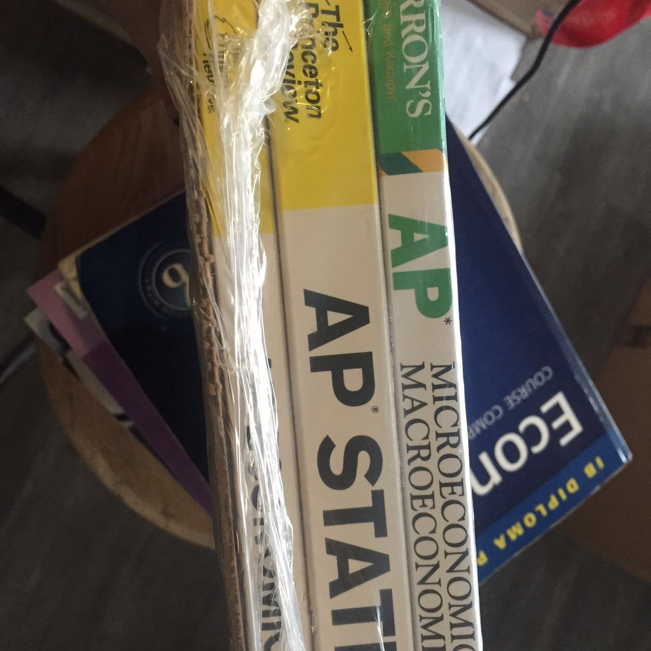 Amazon.com: Cracking the AP Statistics Exam, 2013 Edition (College Test ...