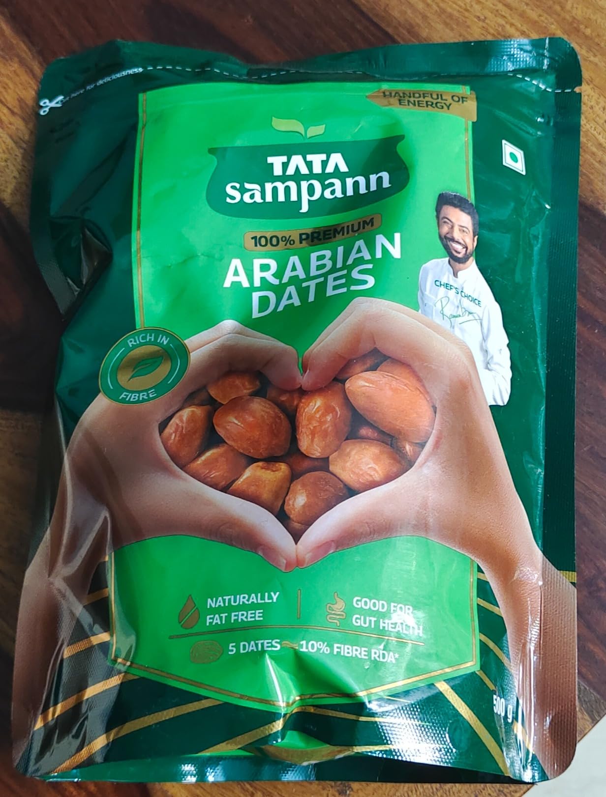 Tata Sampann Premium Arabian Dates/Khajoor, 500g, Rich in Fibre ...