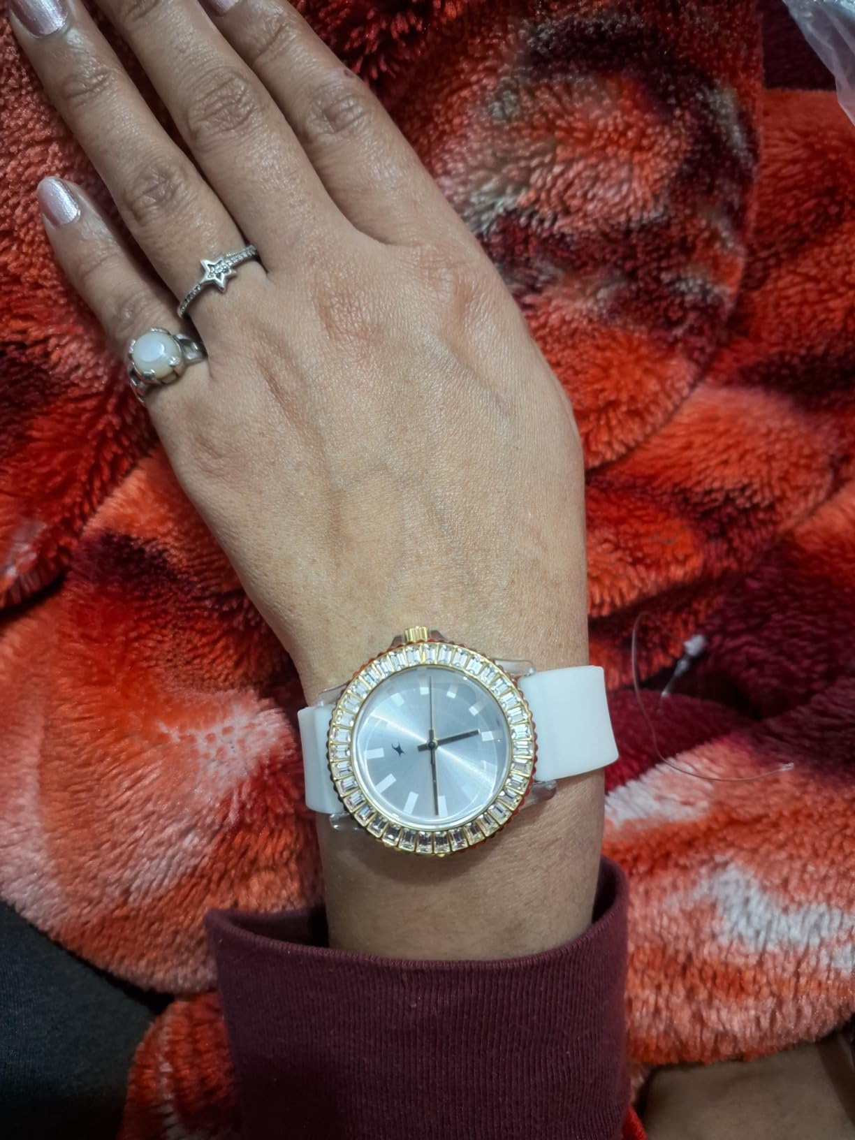 Fastrack Quartz Analog Silver Dial Plastic Strap Watch for Girls ...