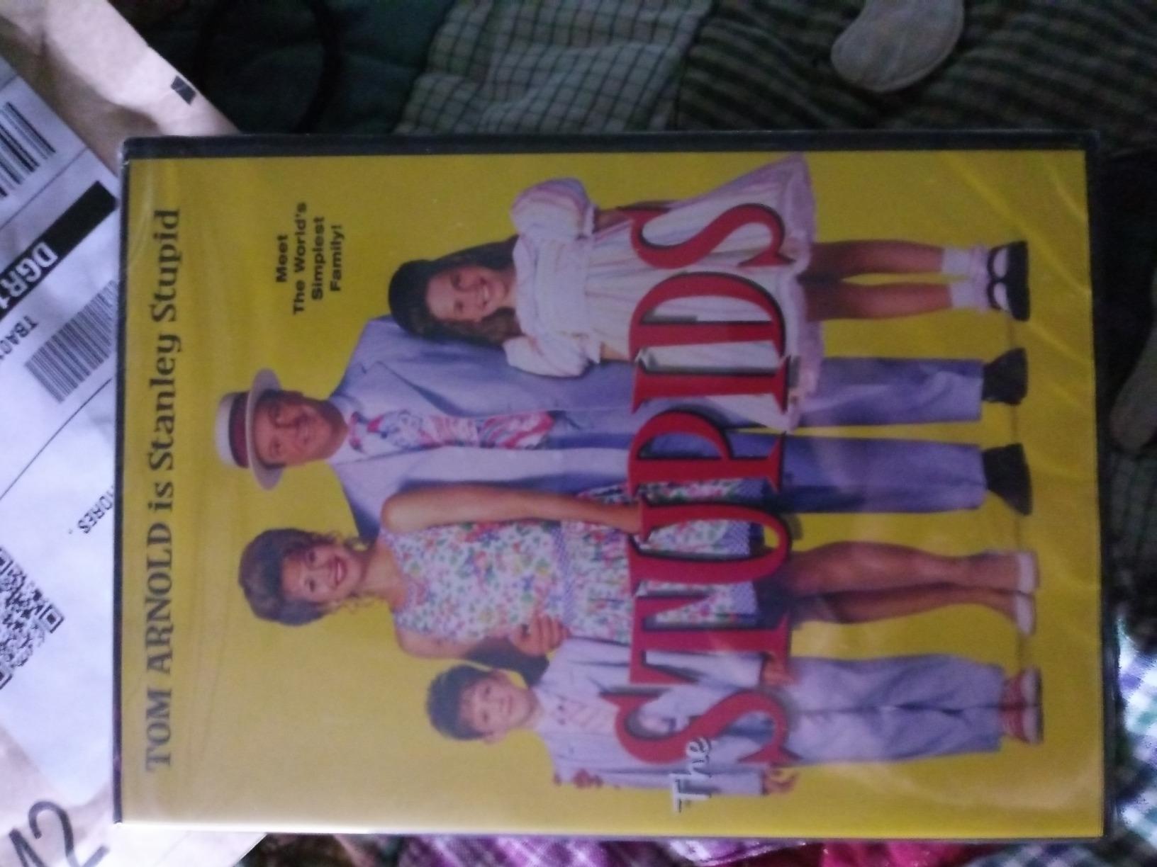 Amazon.com: Stupids, The (1996) : Tom Arnold, Jessica Lundy, Bug Hall ...