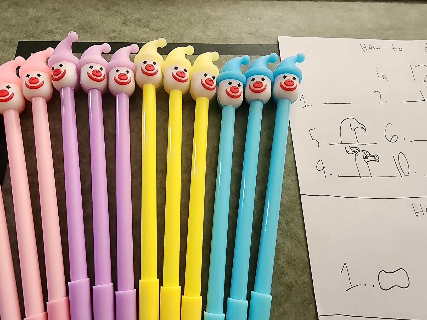 Amazon.com: Lopenle 12PCS Fun Joker Gel Pens Novelty Clown Pens Funny ...