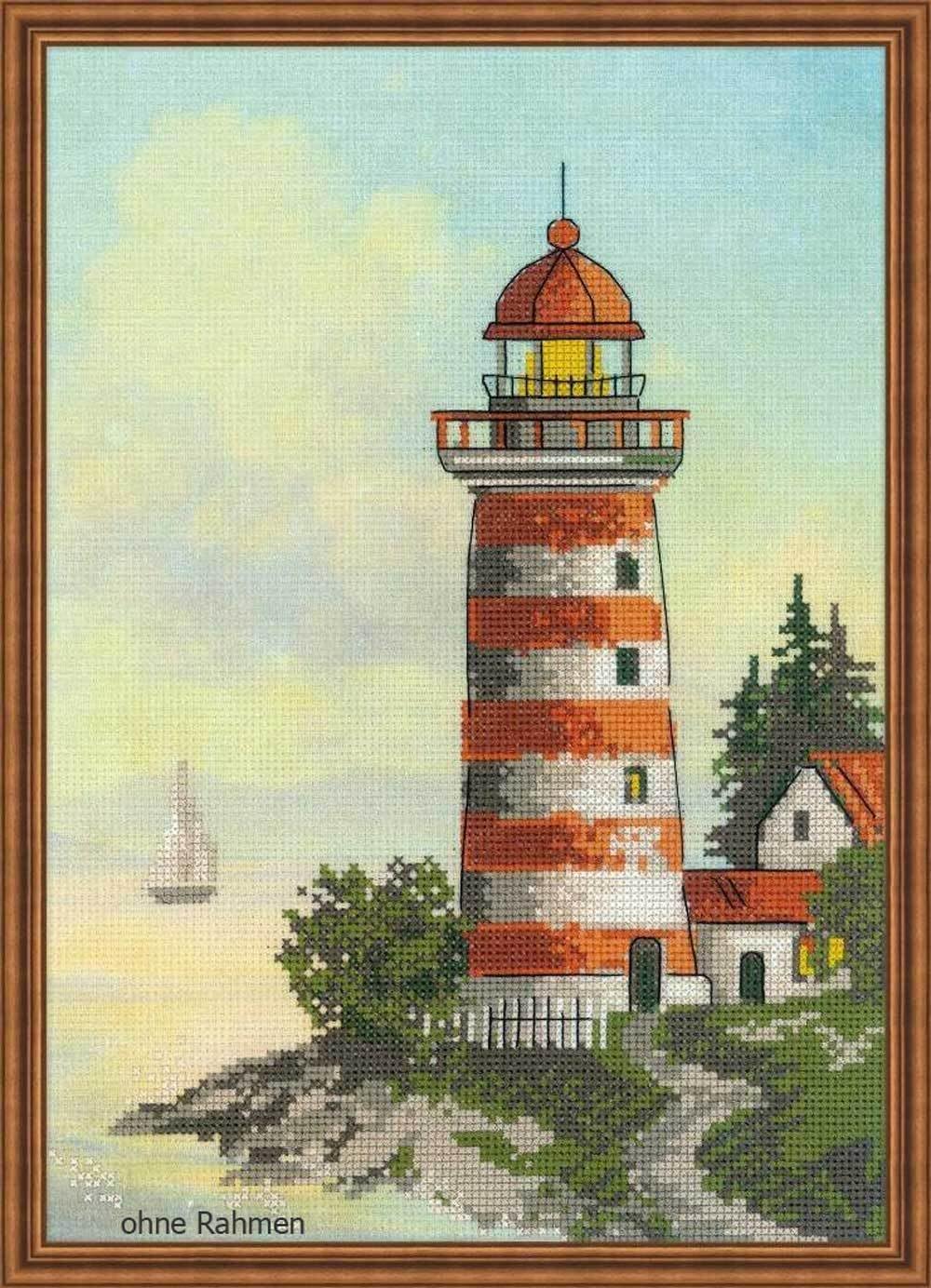 Amazon.com: RIOLIS 0044 PT - Lighthouse - Counted Cross Stitch Kit 8¼ ...