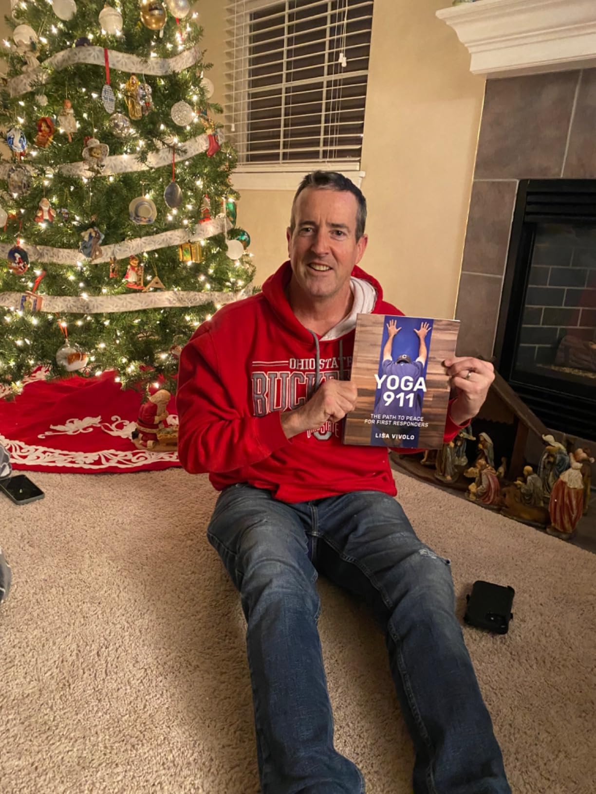 Yoga 911: The Path To Peace For First Responders: Vivolo, Lisa ...