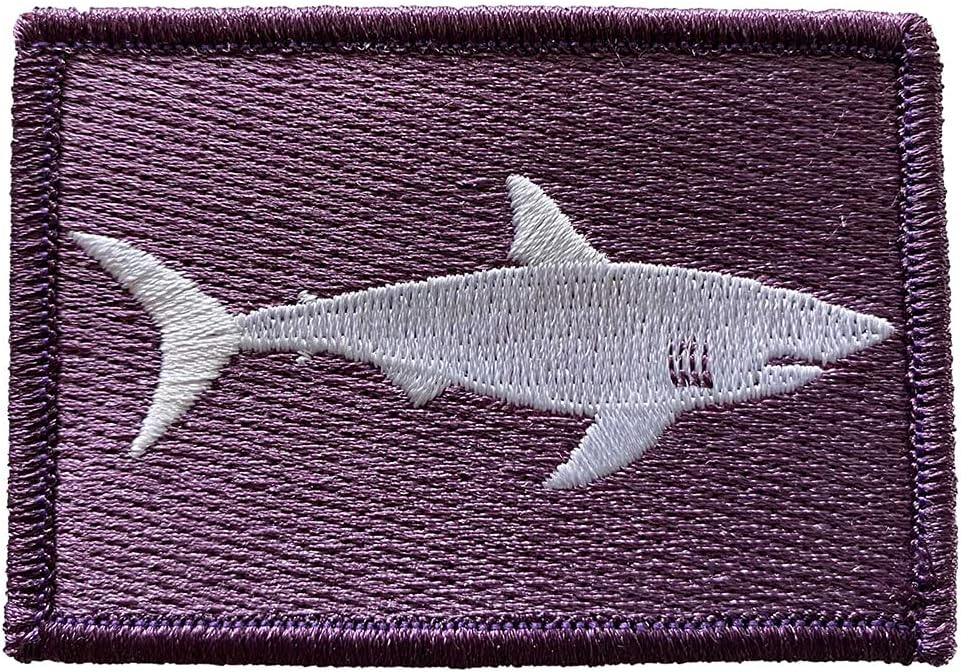 Amazon.com: Great White Shark Embroidered Patch Jaws Iron-On Applique ...