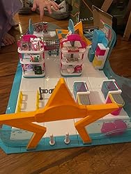 Amazon.com: Mini Brands 5 Surprise Toy Mini Toy Shop Playset by ZURU ...