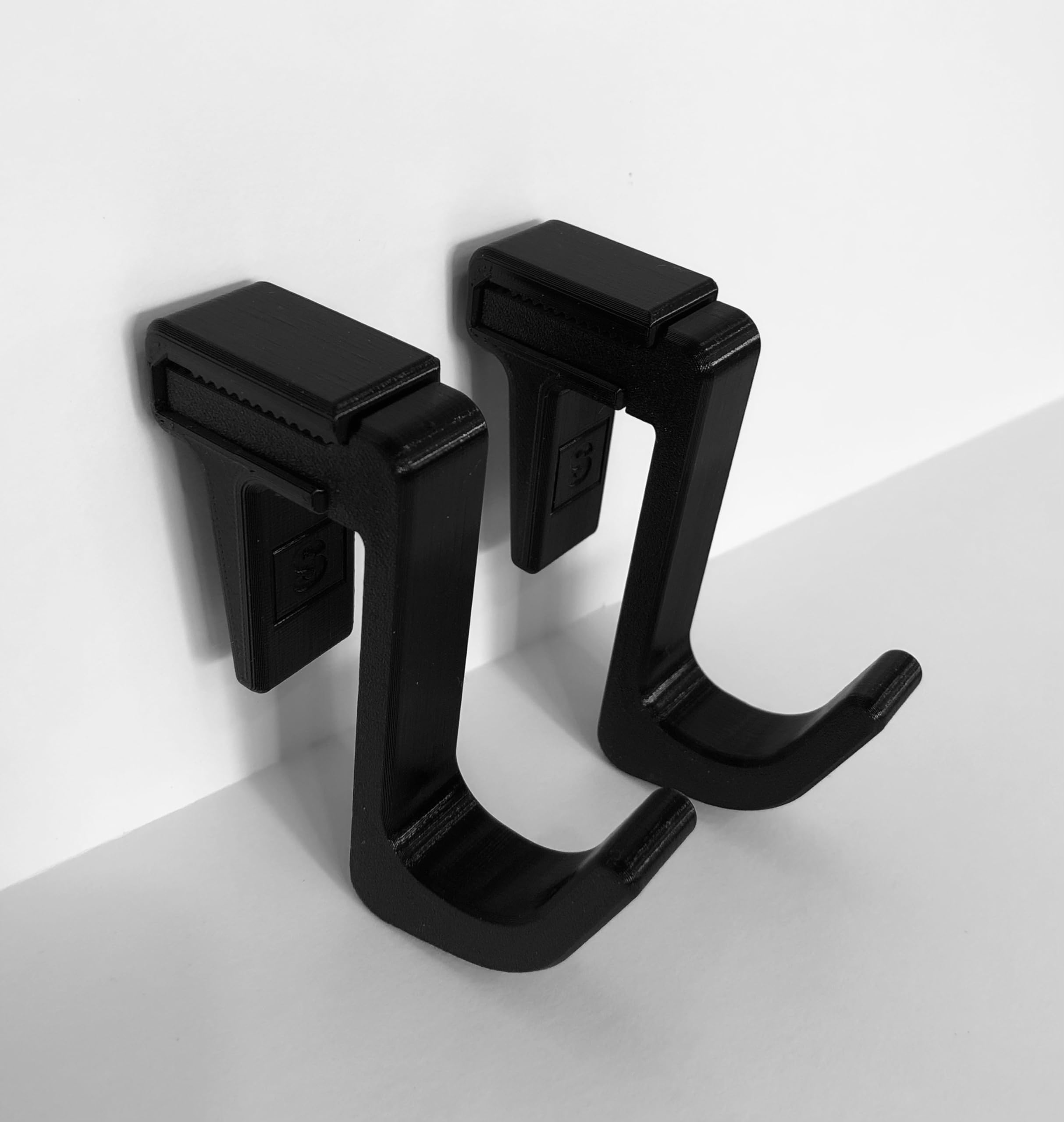 Amazon.com: SquirrelBox Thin Wall Cubicle Hooks/Hangers, Adjustable (0. ...