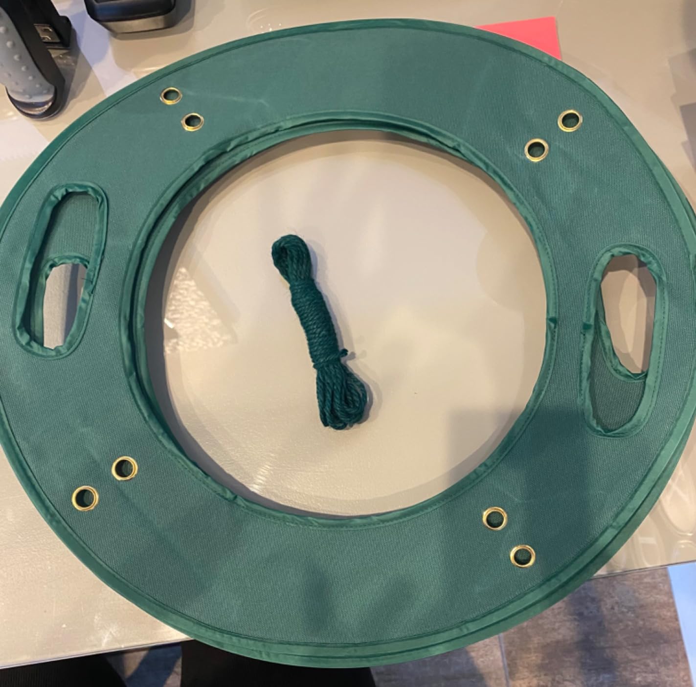 Amazon.com: 2 Pcs Christmas Wreath Pads- Polyester Cloth Wreath Door ...