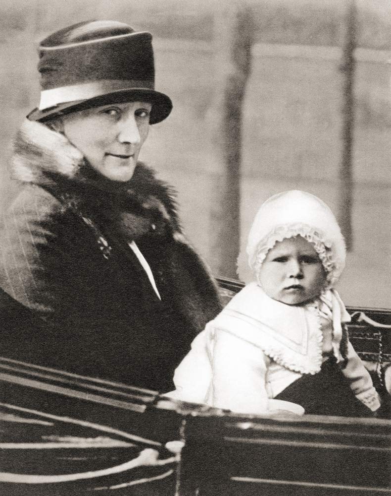 Queen Elizabeth Ii Was Born In 1926 8 Facts About Queen Elizabeth II