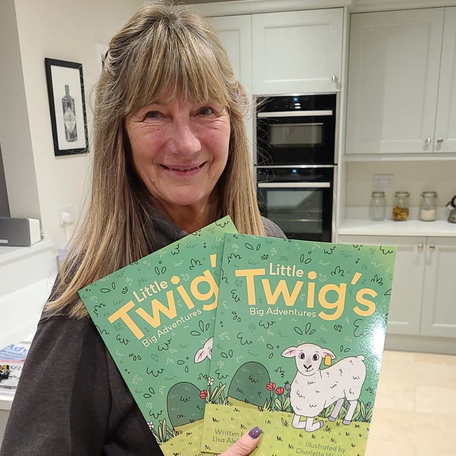 Little Twig's Big Adventures : Alekna, Lisa: Amazon.co.uk: Books