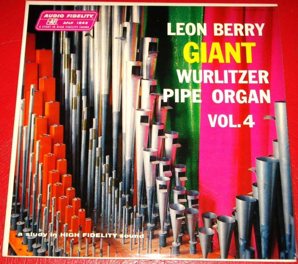 Giant Wurlitzer Pipe Organ Vol. 4: Leon Berry: Amazon.com: Books
