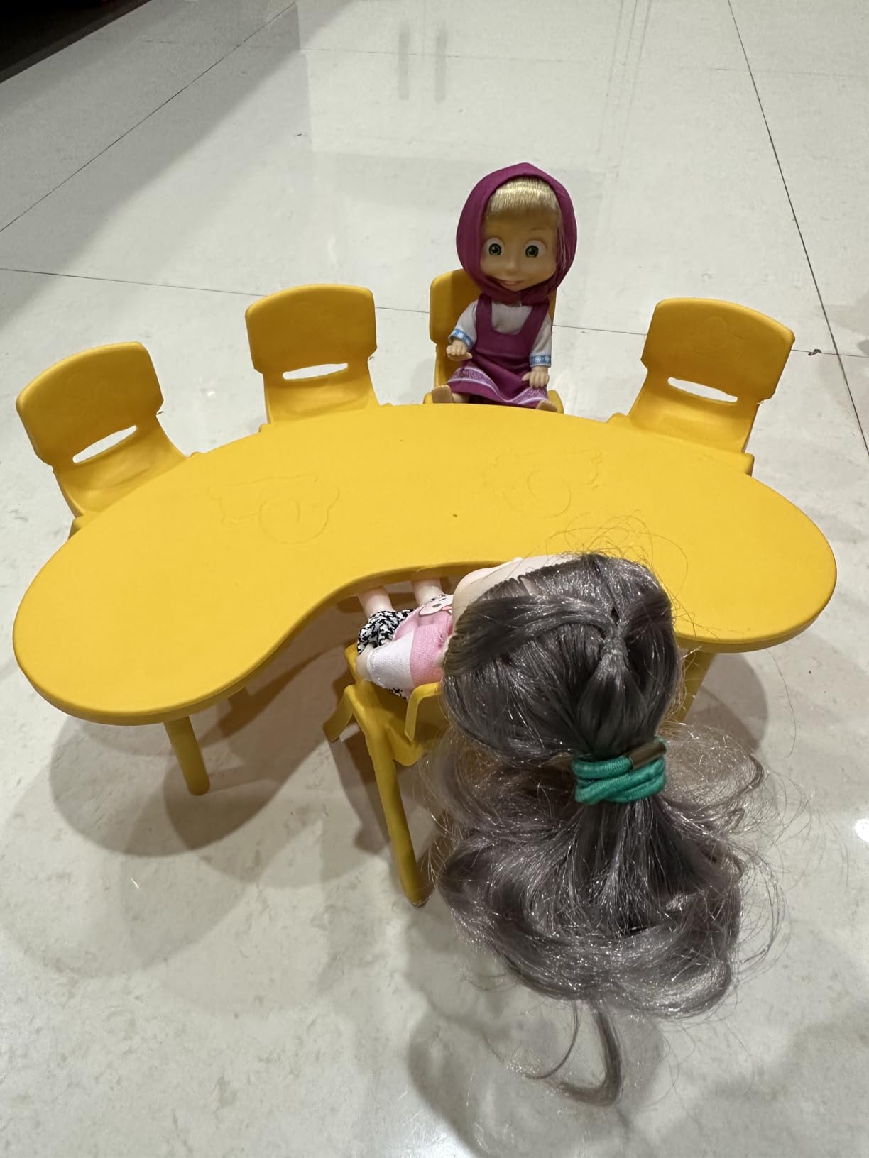 Surprise Candy Furn School Toy Set Pack Of 5Chair& 1 Table - Kids ...