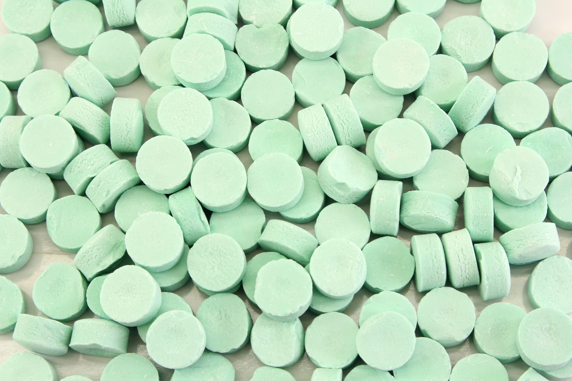 Amazon.com : Planet Sweets Green Spearmint Lozenges Mint Candy - 8 ...
