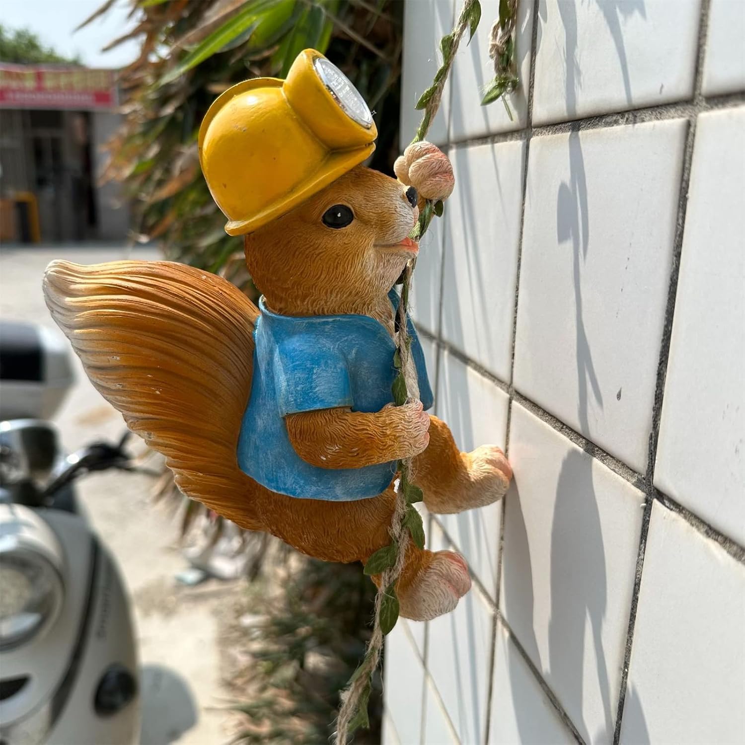 Amazon.com: Garden Animal Statue Decor, Solar Rabbit Statue Decor ...