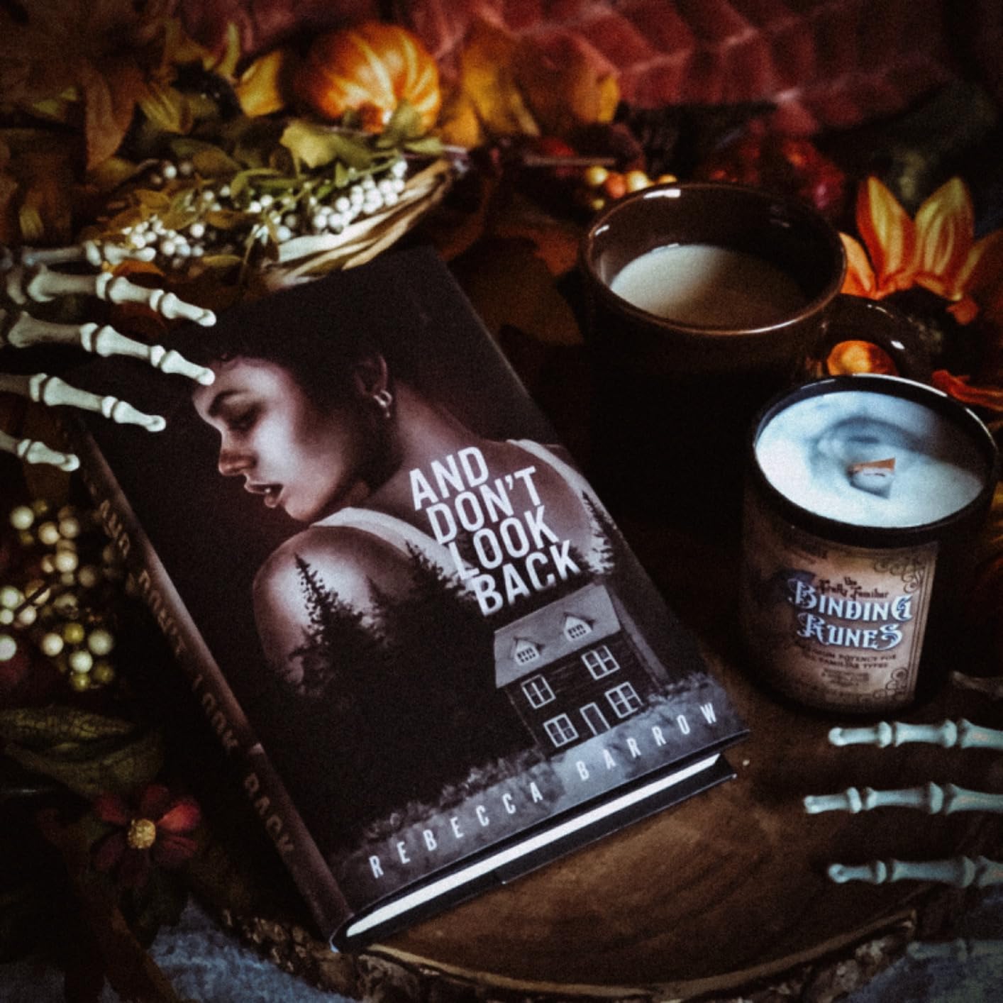 Amazon.com: And Don't Look Back: 9781665932271: Barrow, Rebecca: Books