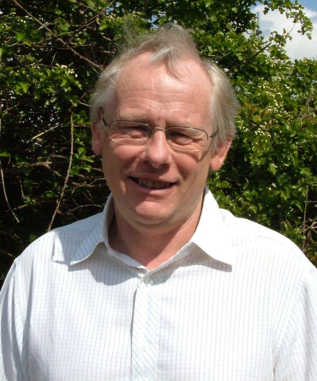 Amazon.co.uk: Ted Hutchin: books, biography, latest update