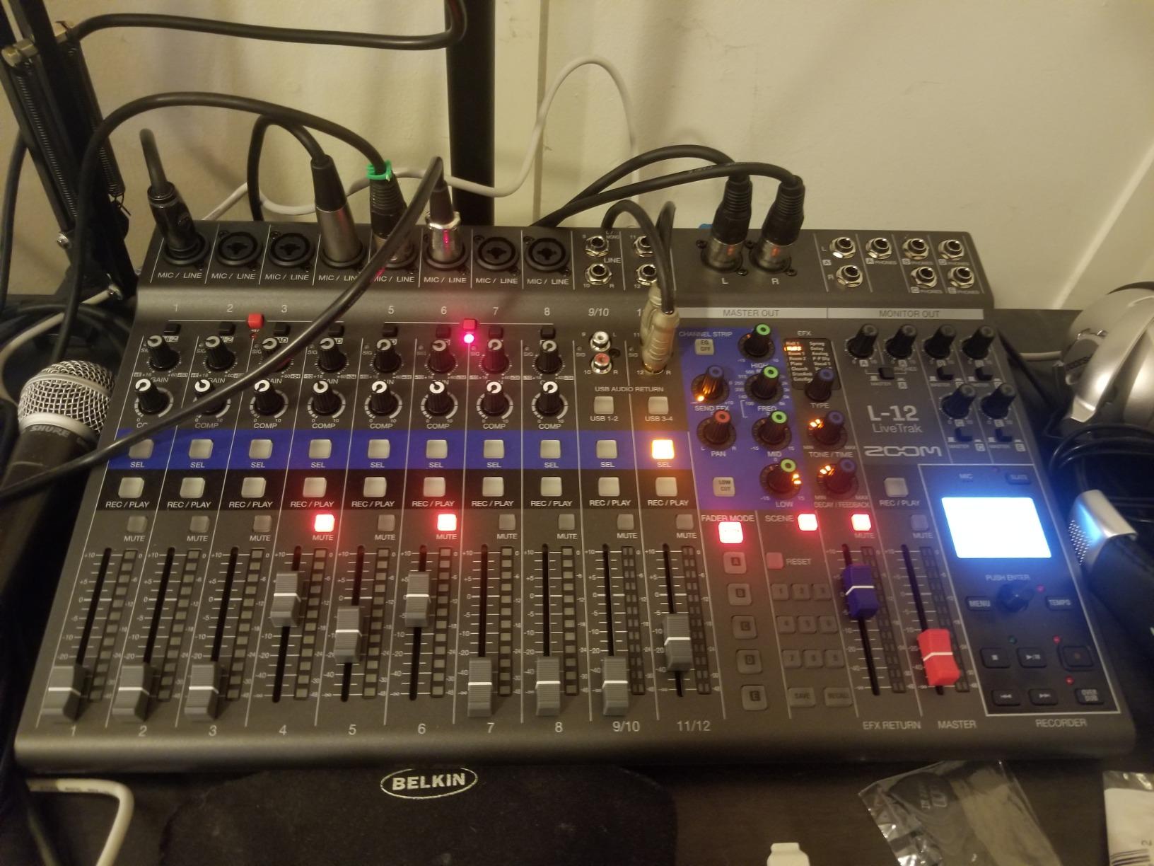 Zoom L-12 : Amazon.ca: Musical Instruments, Stage & Studio