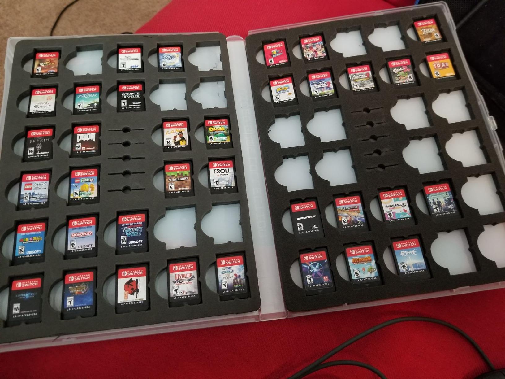 Amazon.com: Game Case for Nintendo Switch Cartridges - Holds 30 Games ...