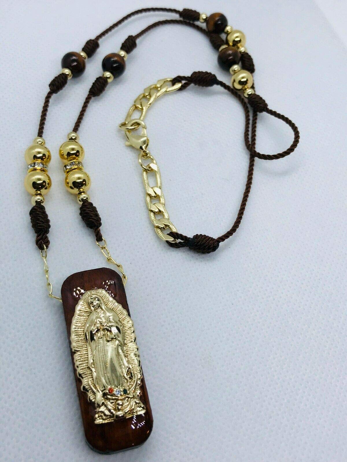 Buy Santuario Jewelry Escapulario de madera y oro laminado con la ...