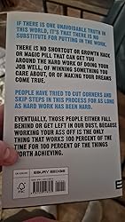 Be Useful: Seven tools for life: Amazon.co.uk: Schwarzenegger, Arnold ...