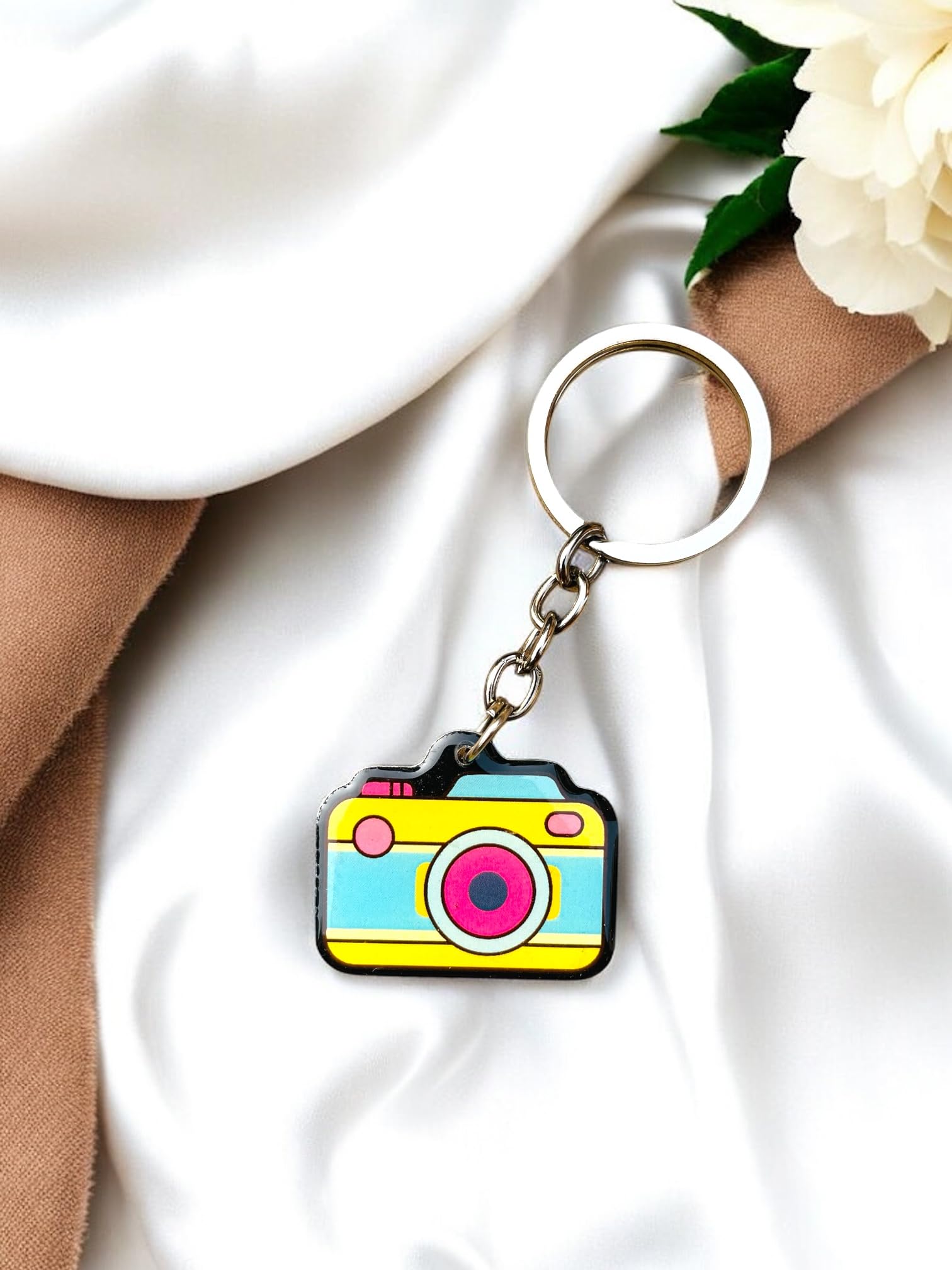 Perin Camera Keychain - Ideal Gift for Photographers & Photography ...