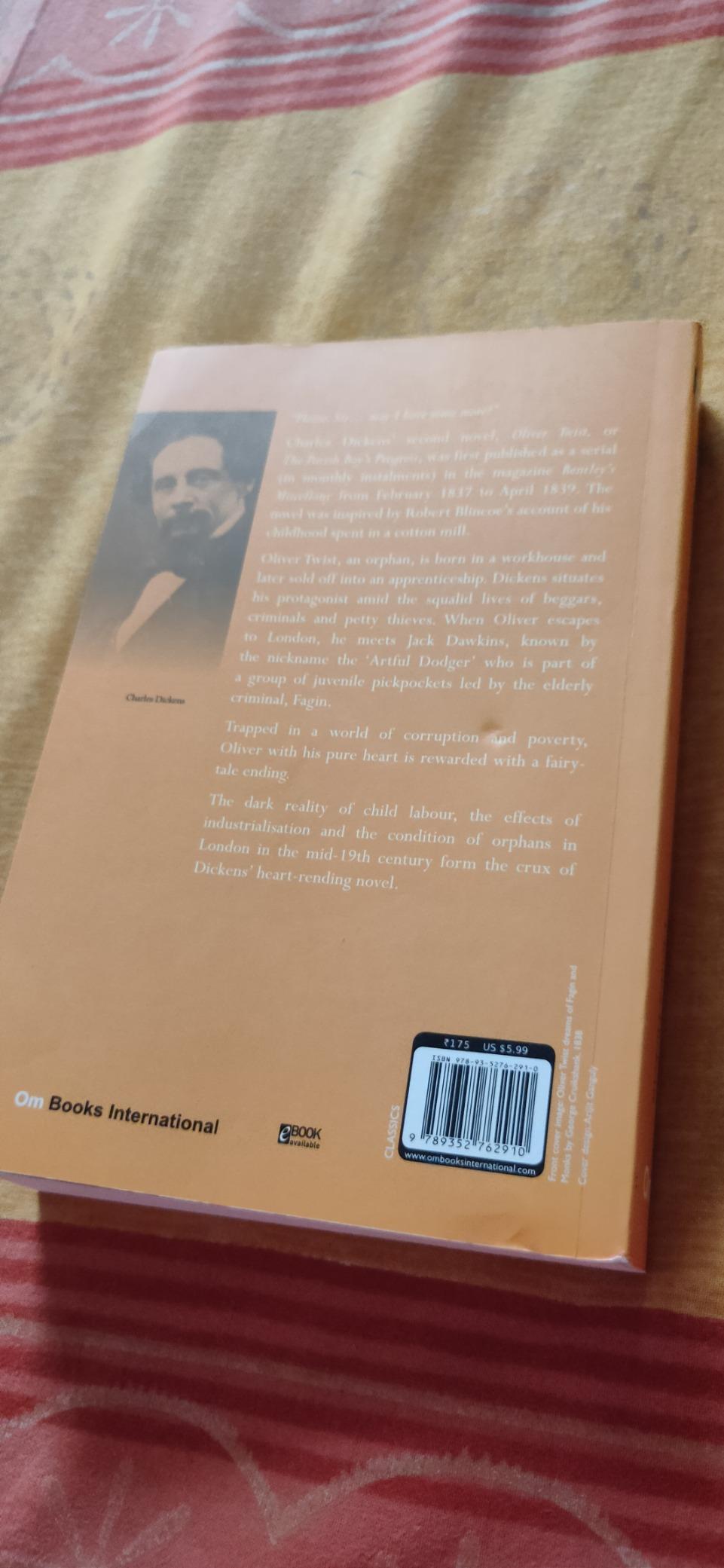 Buy Oliver Twist by Charles Dickens – The Classic Story of Orphan’s ...