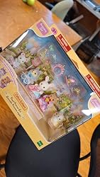 Amazon.com: Calico Critters Royal Princess Set - Doll Playset with 5 ...