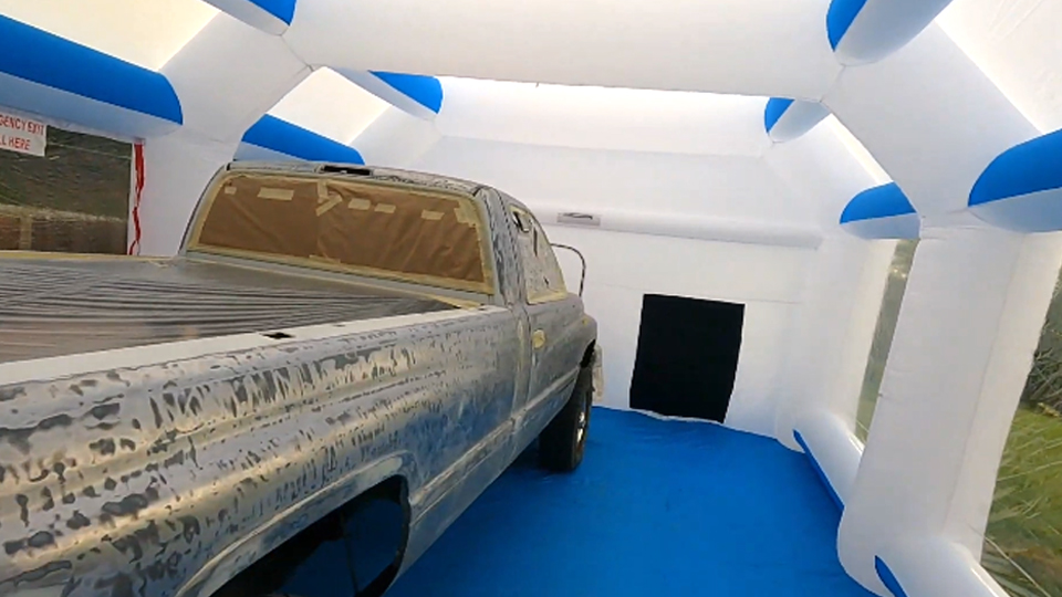 Watch Painting Ram 2500 in BONOOTH Inflatable Paint Booth ﹙Part1﹚ on ...