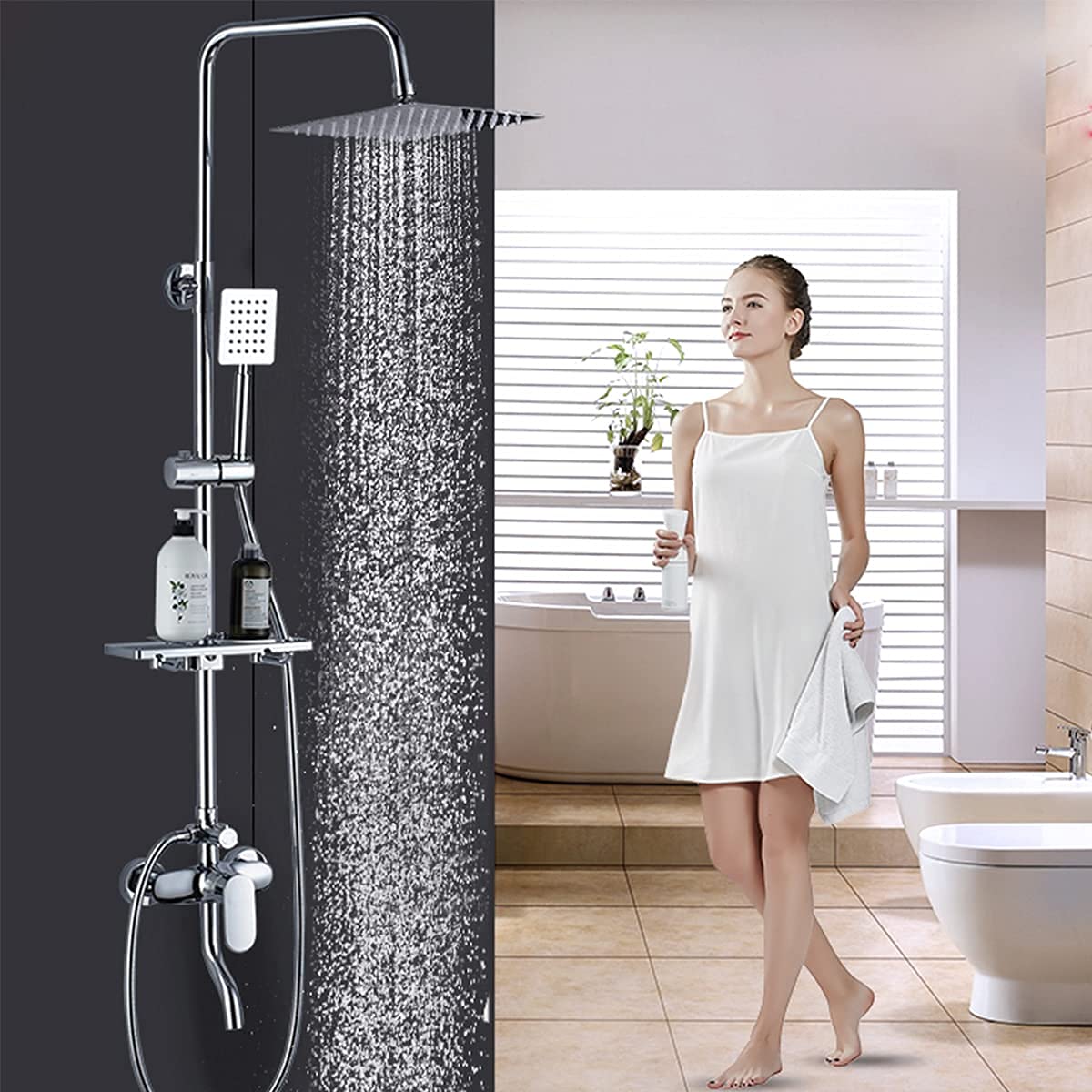 Regadera Con Agua Saliendo Cabezal De Ducha En El Baño Con Gotas De